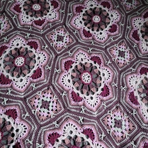 Magic Circles Scarf Pattern by Jane Crowfoot - Etsy