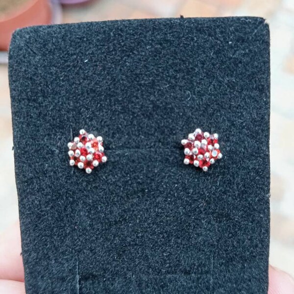 Pure Gold Kundan Navratna Nine Gem Jumki, Multicolor Gold Jhumka Women ...