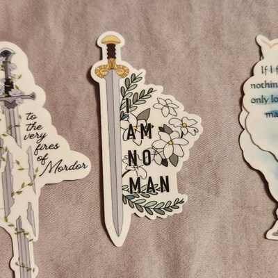 Book Lover Heart Shaped Bookshelf Vinyl Sticker - Etsy