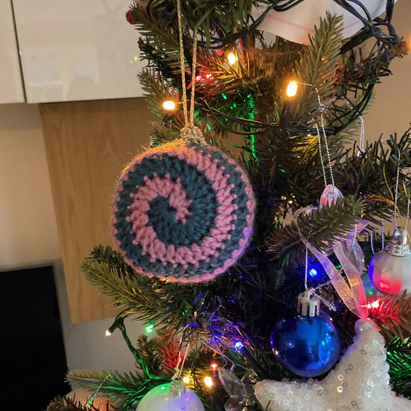 Swirly Crochet Christmas Bauble Pattern: Tree Decoration (PDF Pattern ...