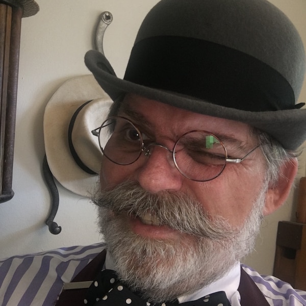 Bowler Hat in Black Felt - Classic Derby Style - Modern Handmade Formal ...