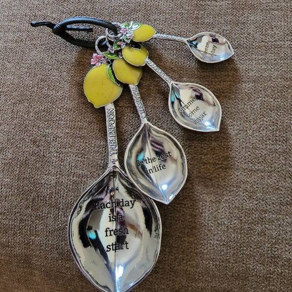 Decorative Measuring Spoons Sets: Fleur De Lis, Grapes, Turtles, Cats ...