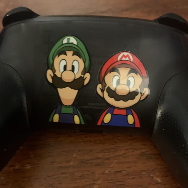 Mario and Luigi Peeker Stickers - Decals for Car, Laptop, Phone ...