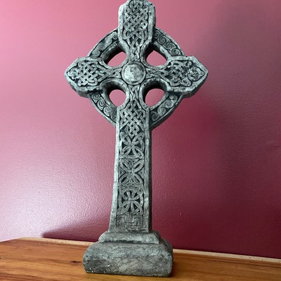 Solid Rock Stoneworks Cross on Base Preaged - Etsy