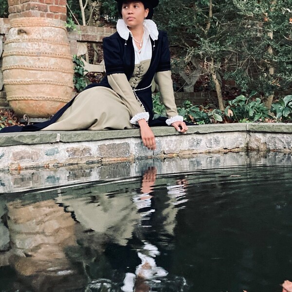 Woolen Tudor Garters - Etsy