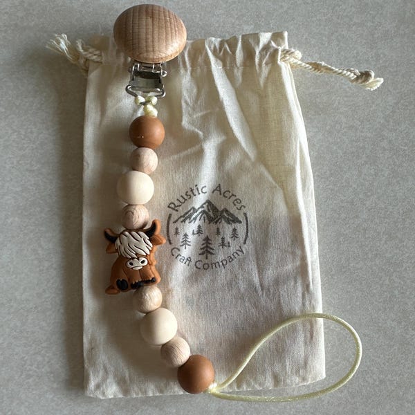 Highland Cow Pacifier Clip | Farm Pacifier Clip | Cow Dummy Clip | Cow ...