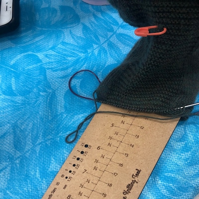 Toe2toe Knitting Tool for Sock Knitting, Kitchener Stitch and Bind off ...