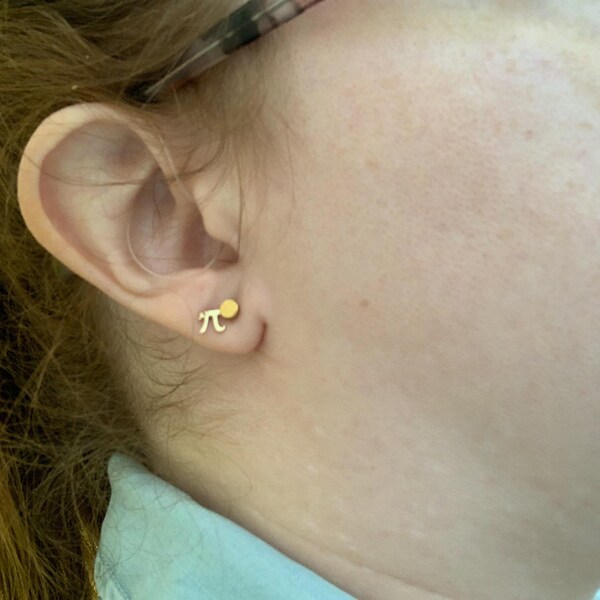 Dainty 14k Solid Gold Three Leaf Clover Figure CZ Screwback Ear ...