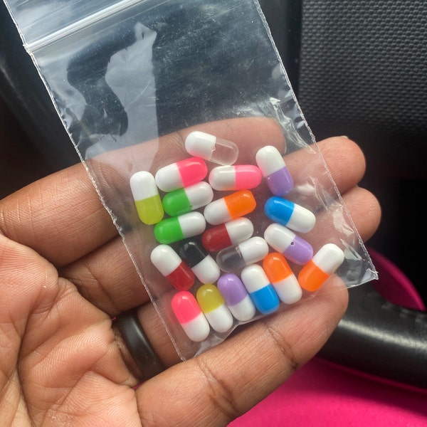 20 Pc Assortment Fake Pills, Mixed Color Resin Capsule Cabochons, Craft ...
