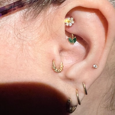 Rook Piercing Flower Sparkle Curved Barbell 14k Gold White Yellow ...