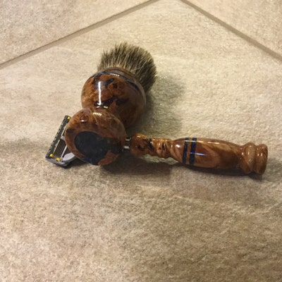 Razor Handle Mach 3 and Natural Edge Box Men's Shaving Gillette ...