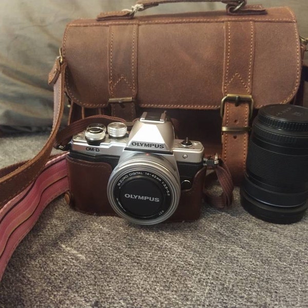 Handmade Leather DSLR Camera Crossbody Bag - Etsy