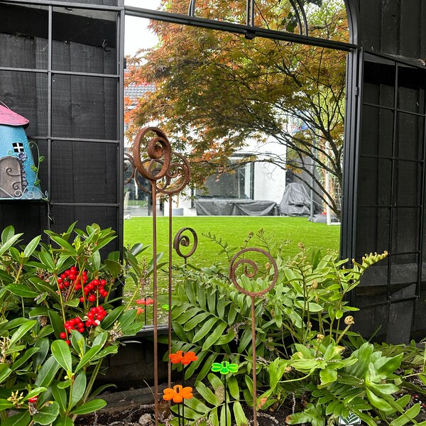 Large Metal Poppy Seed Heads. Rusted Sculptures for the Garden. Garden ...