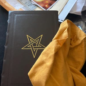 The Labyrinth Red Book Prop Replica - Etsy