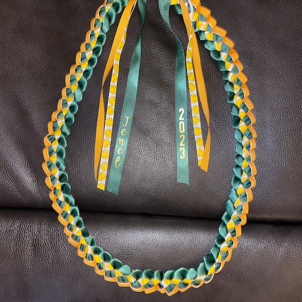 SOFTBALL Ribbon Lei/senior Night Gift - Etsy