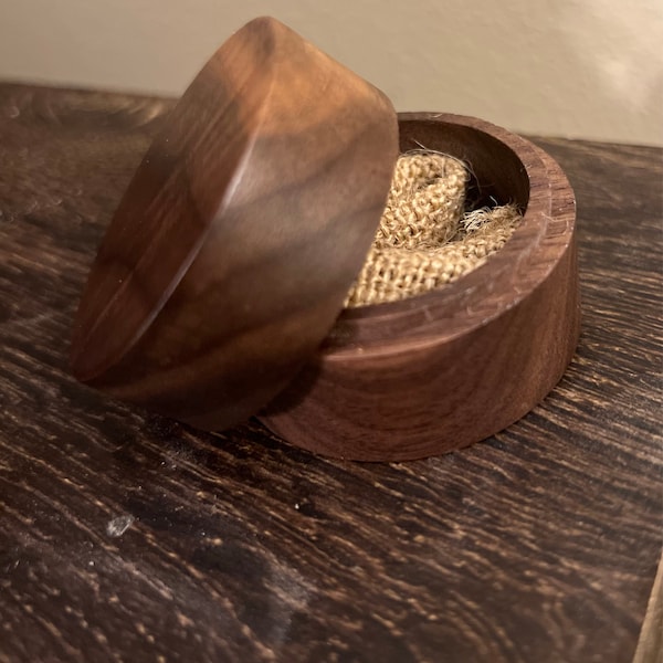 Walnut Ring Boxes - Etsy