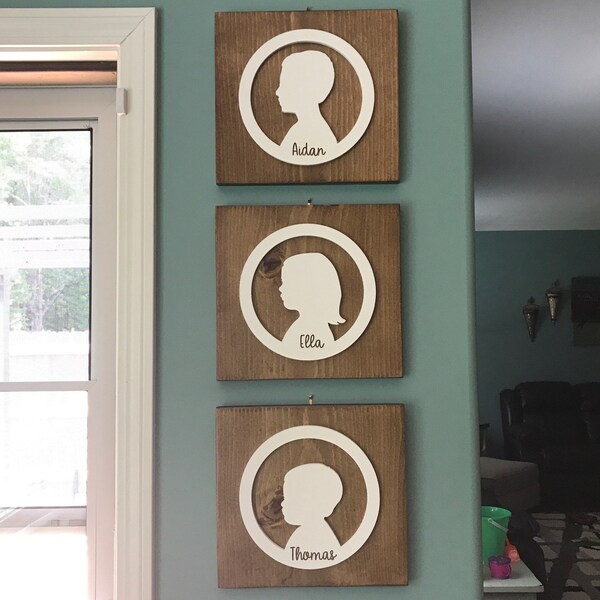 Custom Round Baby Name Sign - Etsy