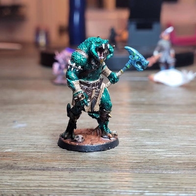 Flag Bearer, Bannerman, Fighter, Cloak, Spiked Plate, Chain Mail, Spear ...