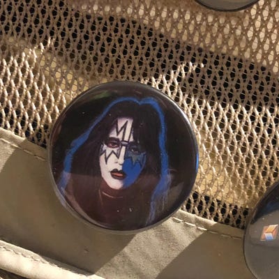 Weezer 1 1/2 Pinback Buttons custom Made - Etsy