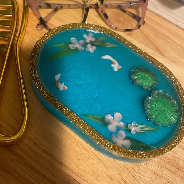 Tiny Handmade Resin Bagged Axolotl Figurine Kawaii Paperweight Cute ...