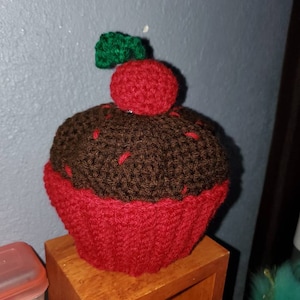 Cupcake crochet pattern for birthday girl Large cupcake | Etsy