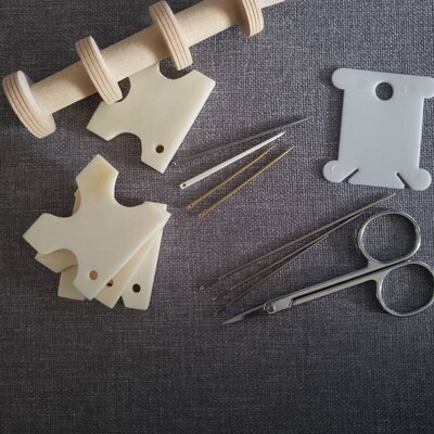 Bobbin Thread Reel With Needlecase Typ III - Etsy