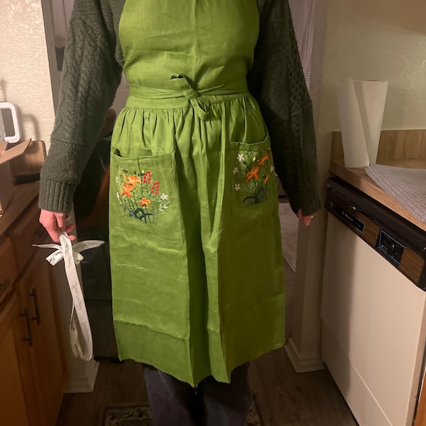 100% Pure Linen Apron, Hand Embroidered Apron Women, Flower Garden ...