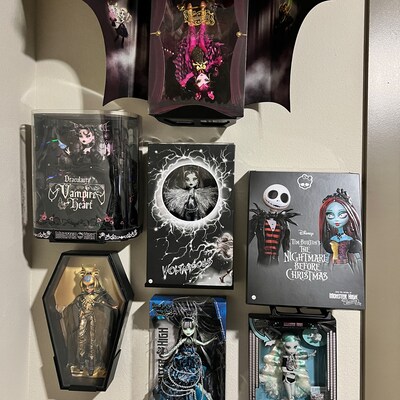 Monster High Haunt Couture Style Display Shelf Buy Multiples and Save ...