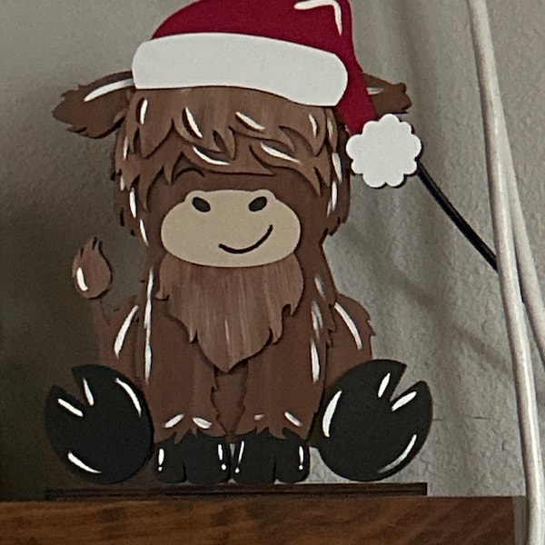 Graduation Highland Cow With Class of 2025 Mini Sign, Desk Decor, Fun ...