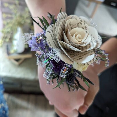 Book Page Roses With Stem, Vintage Paper Flowers, Literary Wedding ...