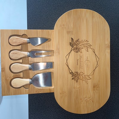 RETIREMENT GIFT IDEA Leaving Gift Personalised Cheeseboard With Your ...