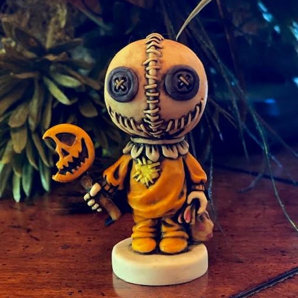 Artist Neil Eyre Eyredesigns 2023 Travel Gnome Troll Bees Honey Bee ...