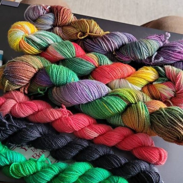 Bee Happy Hand Dyed DK Boucle Yarn - Etsy