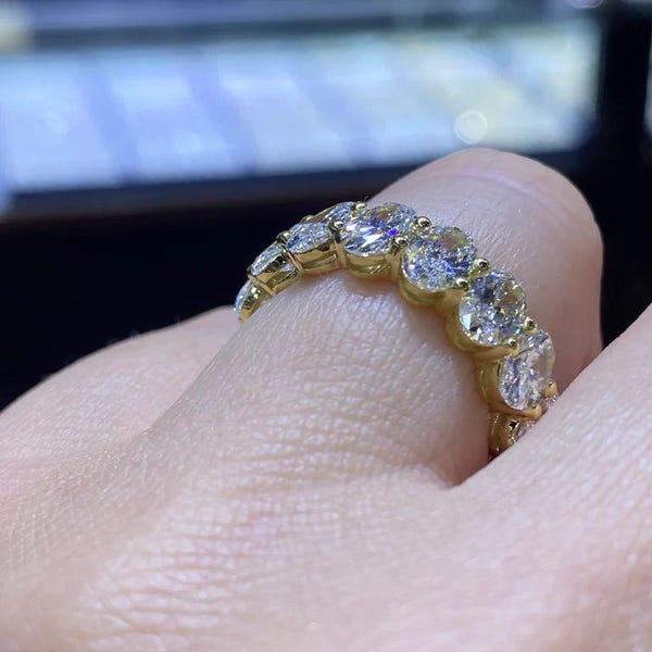 2.00ct CVD Oval Cut Hidden Halo Engagement Ring for Women - IGI ...