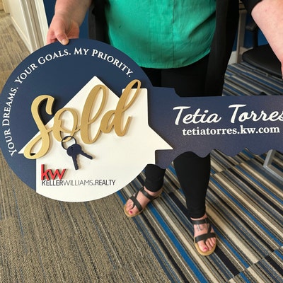 Sold by Key Sign, Realtor Closing Custom, Sold Real Estate Agent Key ...