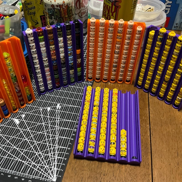3D Printed LEGO Minifig Head Holder. Perfect for AFOL / Tfols ...