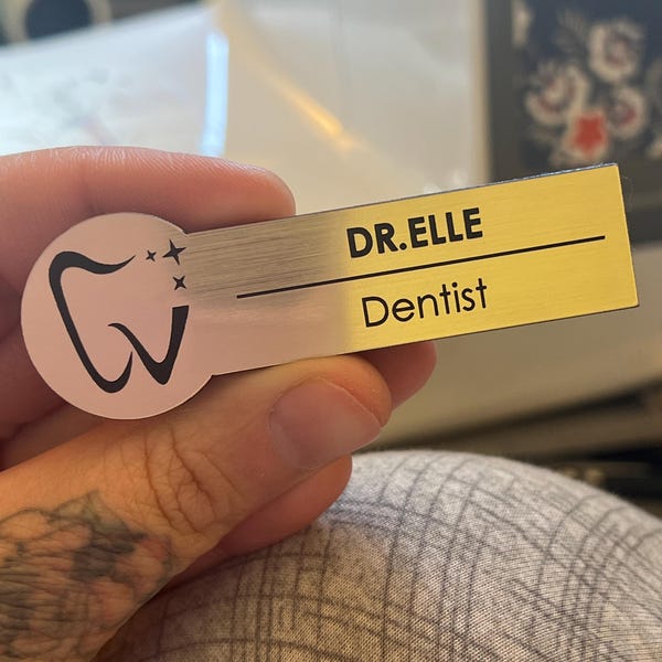 Engraved Acrylic Salon Name Tag: Personalized Beautician Badge (26 X 76 ...
