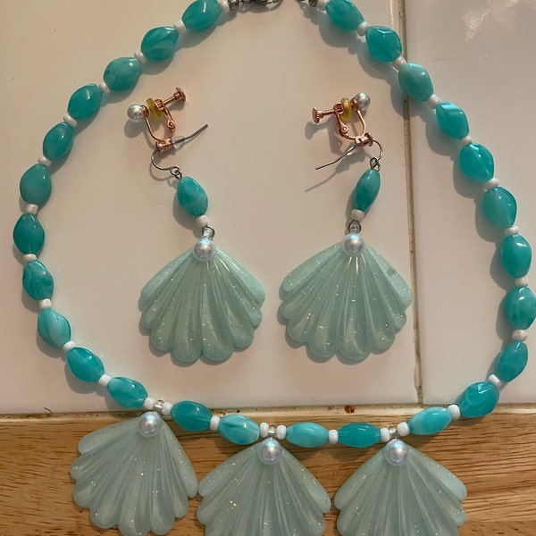 Beach Babe Blue Seashell Jewelry Set - Etsy