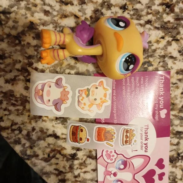 LPS Littlest Pet Shop - 8 Pets to Choose From (DEFECTS) - Hasbro ...