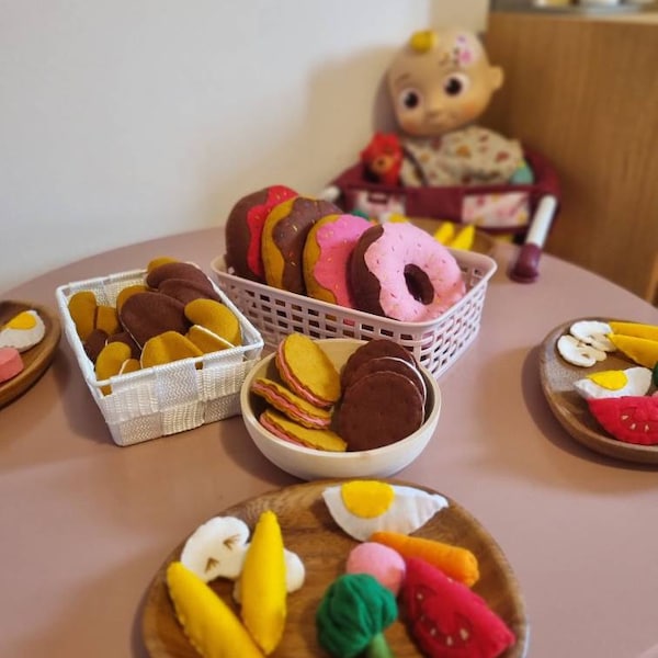 Raspberry Play Food crochet Berries, Fruit, Pretend Play Kids Kitchen ...