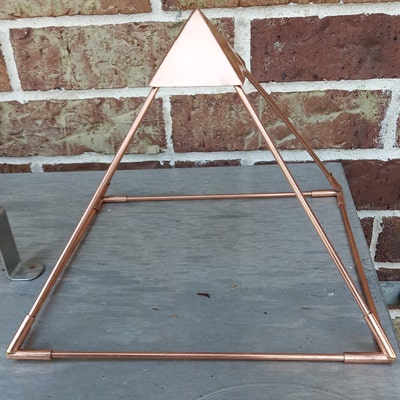 Pure Copper Pyramid Energizer for Energizing Crystals, Pendulums and ...
