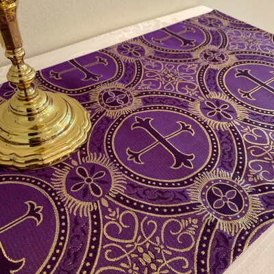 Home Altar Catholic Liturgical Runner Gold White Metallic Gold 2 Sizes ...