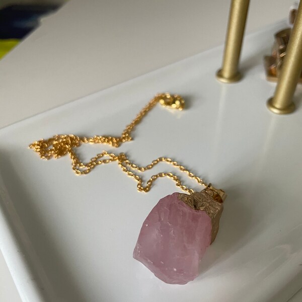 Raw Rose Quartz Necklace Misty Rose Quartz Pendant Rose Quartz Crystal ...