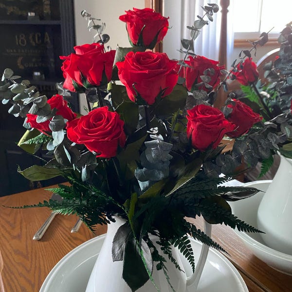 Pack of 16 Long-stem White Preserved Roses | Mother's Day Gift ...