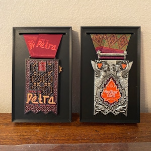 Medal Display Frame Conqueror Challenge Medals Wall Display for Awards ...