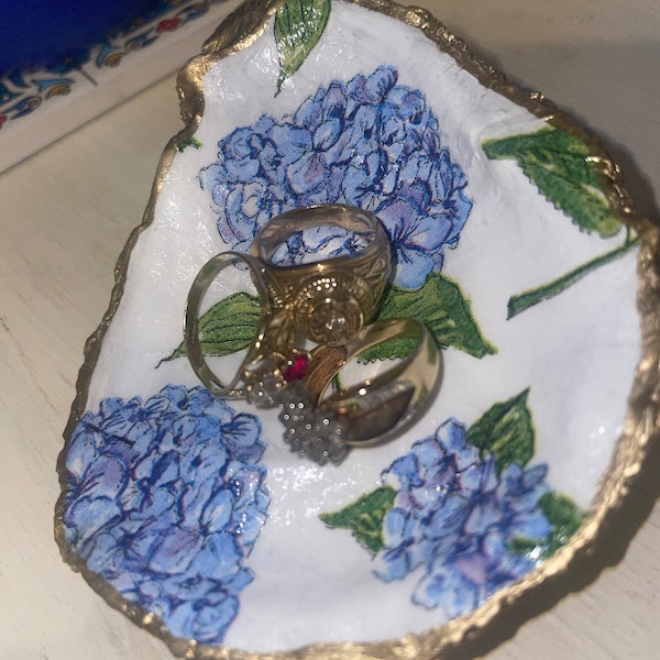 Nantucket - Hand Made Oyster Shell Ring Dish or Trinket Dish. Newlywed ...