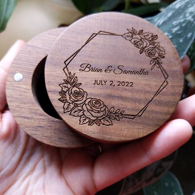 Circle Wood Ring Box Engraved Ring Bearer Box for Wedding - Etsy