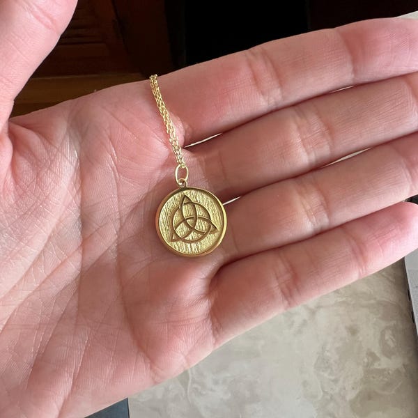 14k Gold Medusa Necklace, Personalized Medusa Pendant, Medusa Mythology ...