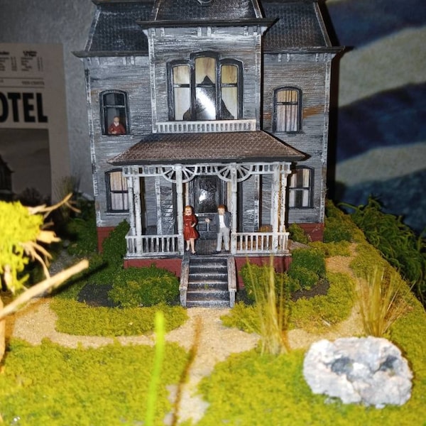 BATES Psycho House Model Diorama~horror Movie~miniatures~model Train ...