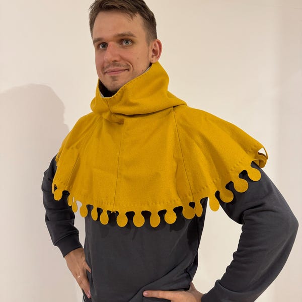 Dagged Hood With Liripipe - Woolen Medieval Hood With Cutout & Tail ...